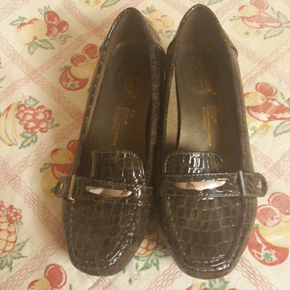 Sofwear by Beacon | Shoes | Gray Womens Dress Shoes | Poshmark
